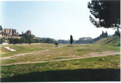 Roman chariot-racing - Circus games in Ancient Rome - Quatr.us Study Guides